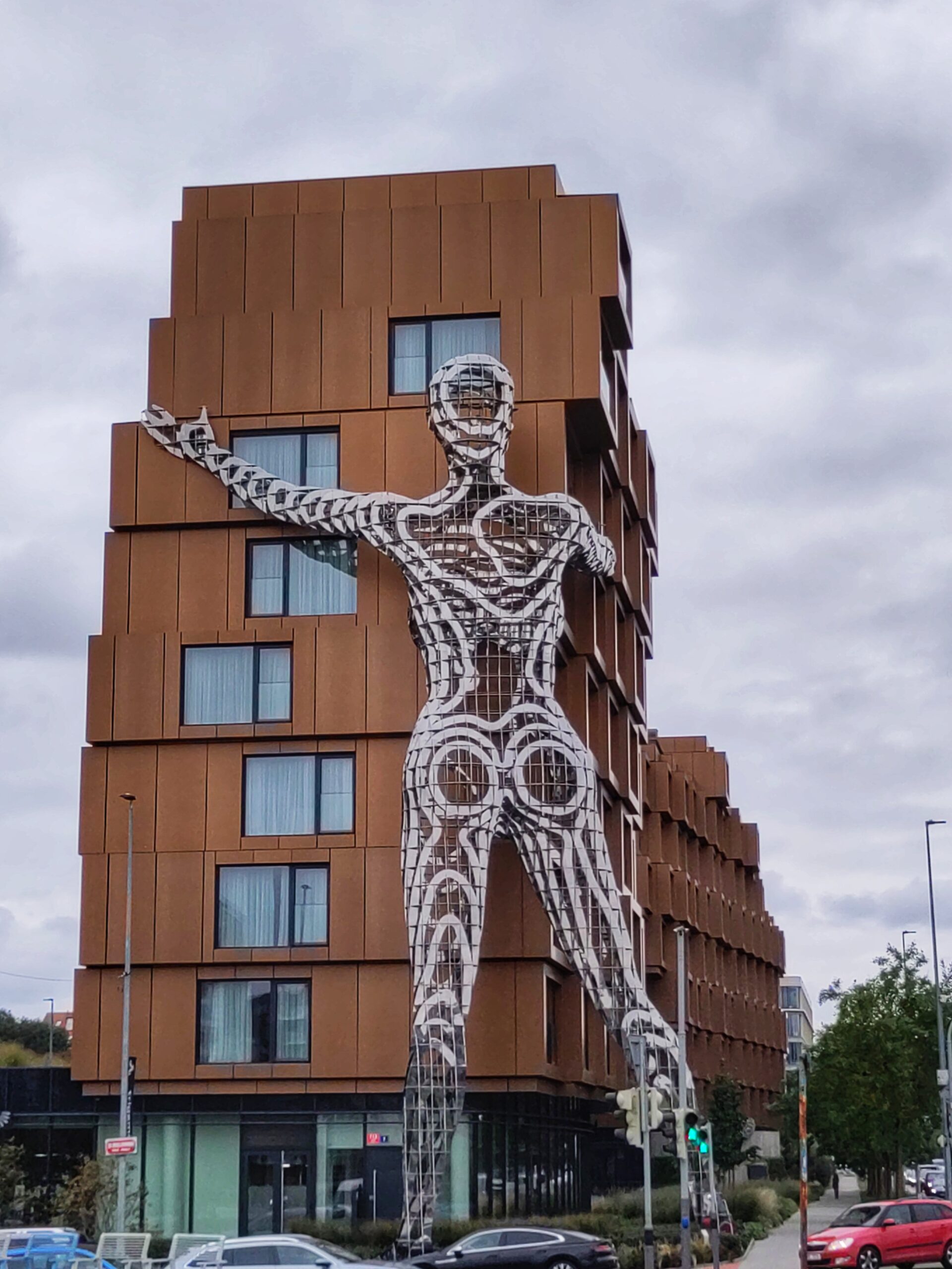 9 Statues de David Cerny à ne pas manquer - Un Tour à Prague